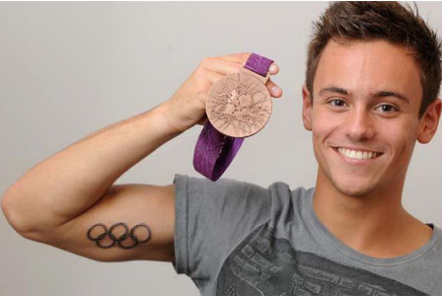 MEN OF DISTINCTION: TOM DALEY | THE MODERN GAY GUIDE TO LIFE